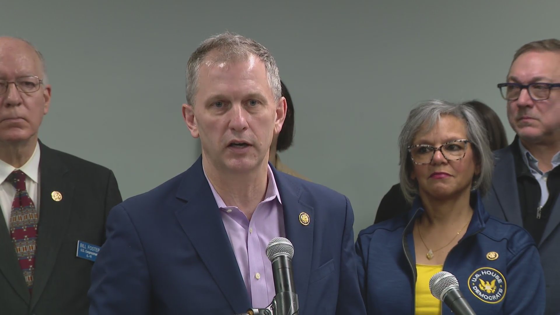 Rep. Sean Casten: 'We are in a constitutional crisis' — WGN Midday News