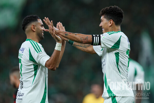 [acle.review] ‘PL 출신 3인방 대폭발’ 알 아흘리, 알 가라파에 4-2 승…8G 무패로 16강 진출