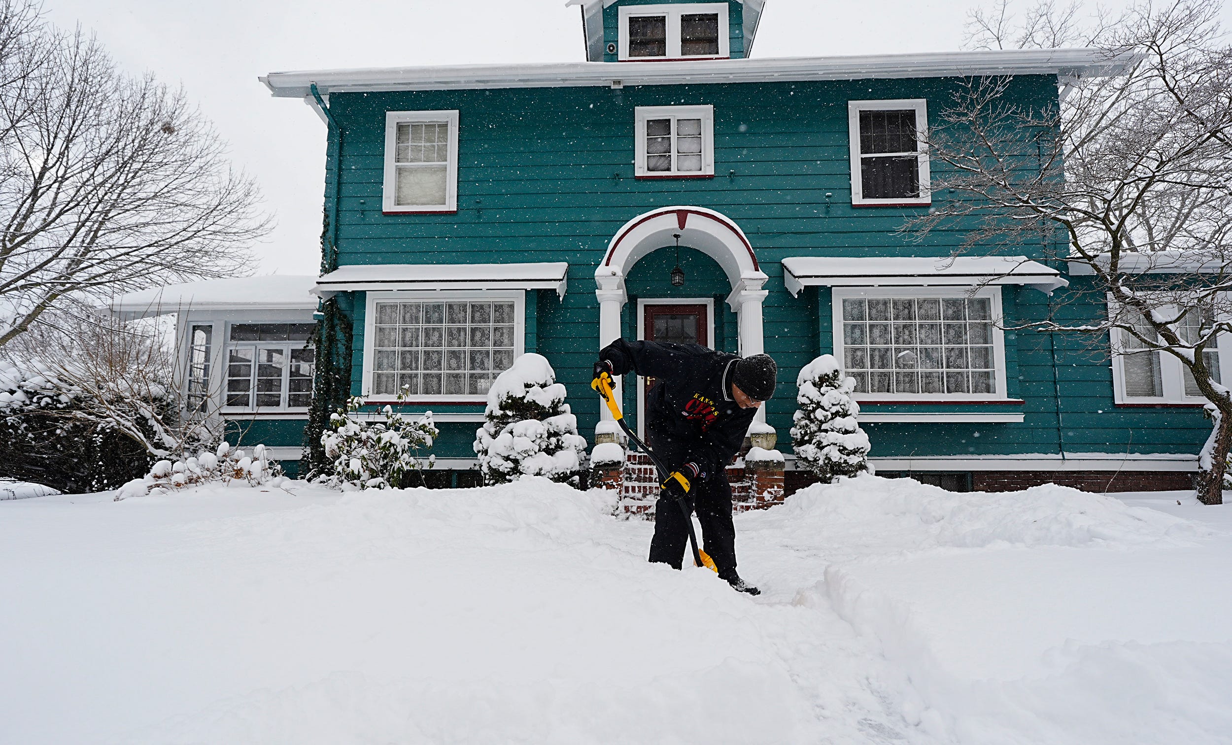 Winter storm warnings extended in upstate NY. How much snow is still ...