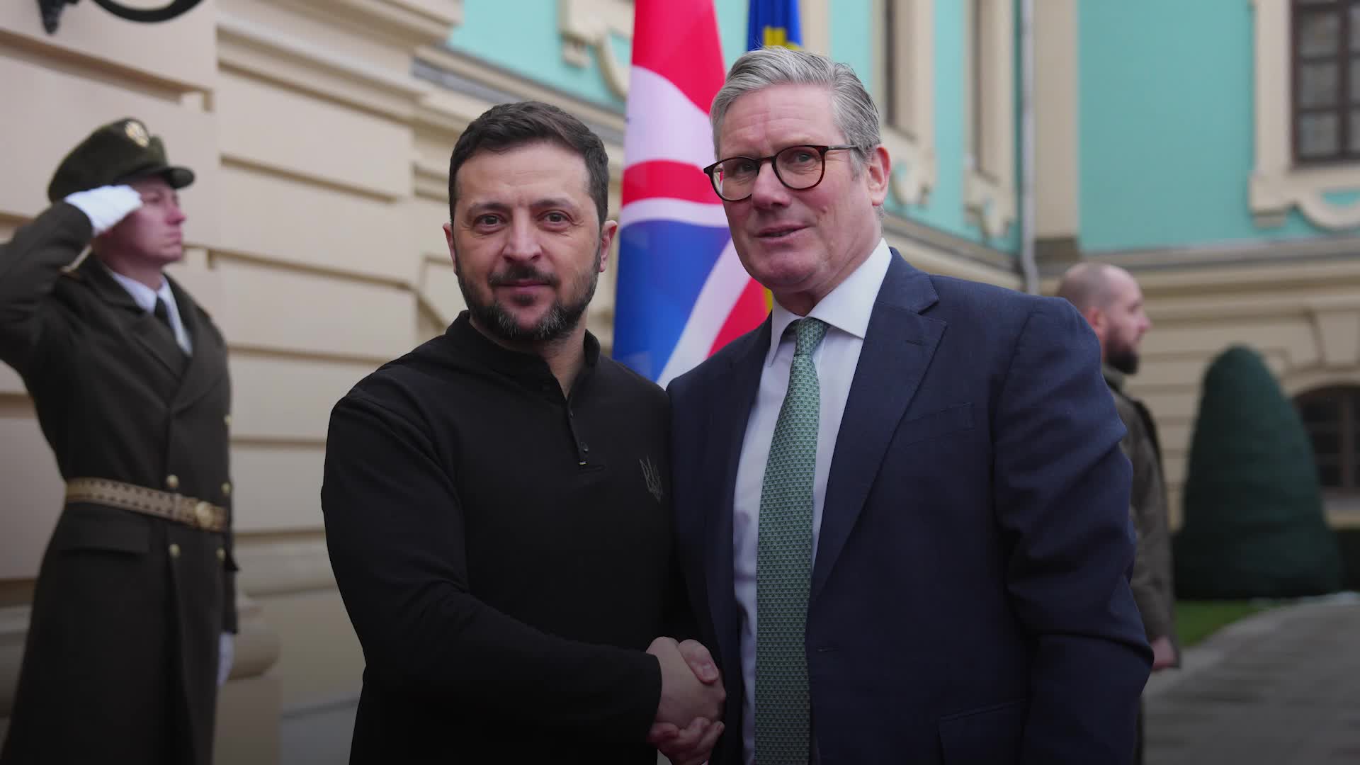 US must provide ‘backstop’ to deter Russia, PM says after talks on Ukraine