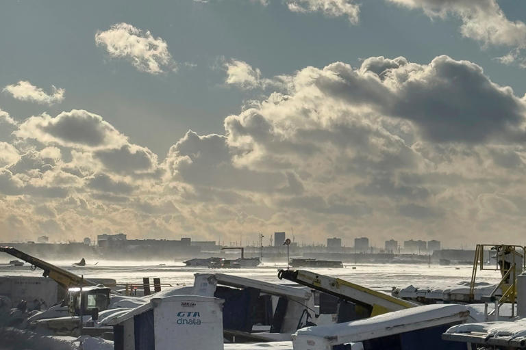 Delta Airlines plane crash: Everything we know about flight 4819 that ...