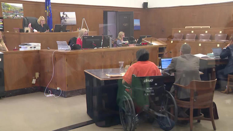 Darrell Brooks drops court-appointed attorney, wants to represent himself