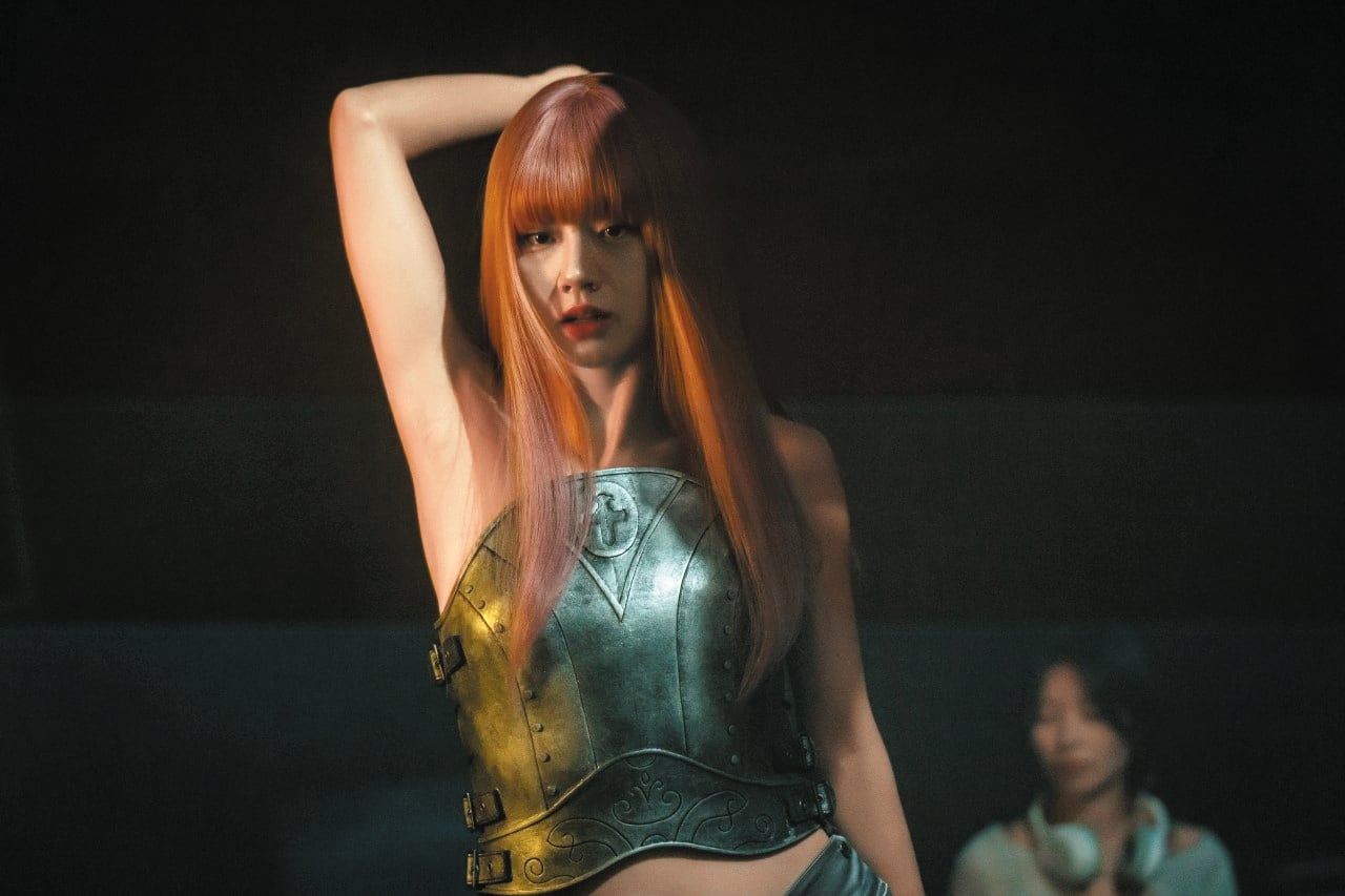 More violent, explicit R-rated series flood Korean OTT platforms