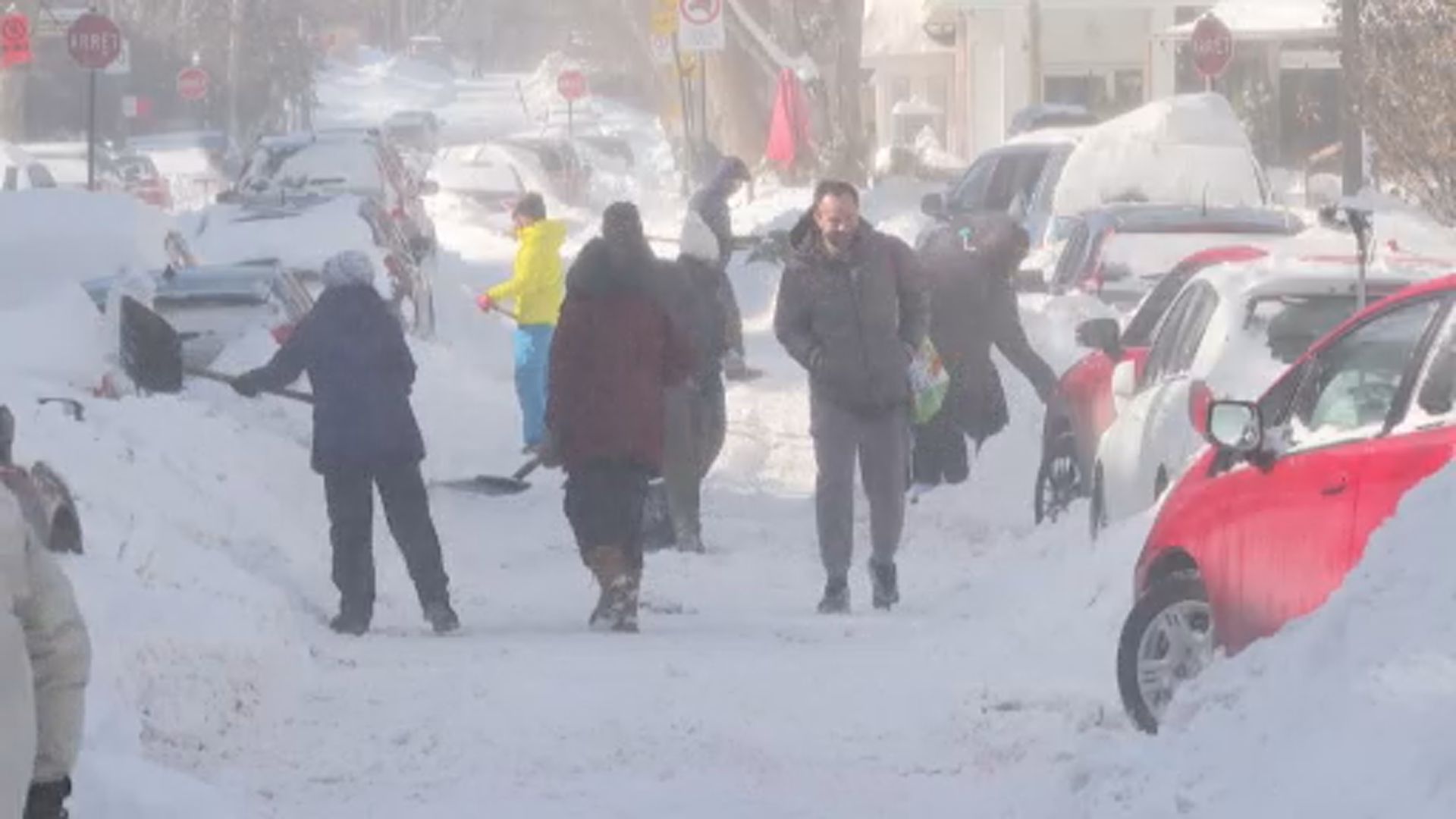 Ontario, Quebec digging out of huge snowstorm
