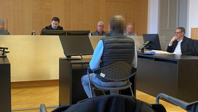 Wegen Veruntreuung von 315.000 Euro vor Gericht