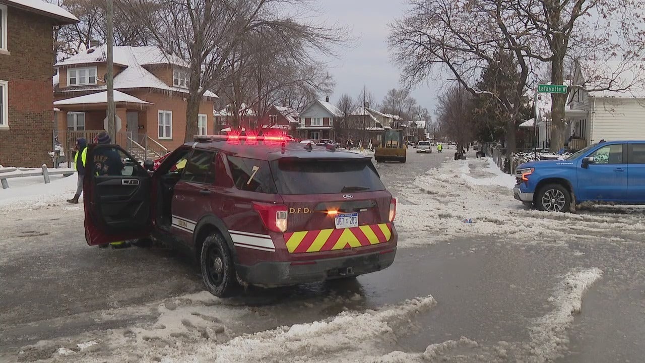 Detroit water main break: Community comes together to help