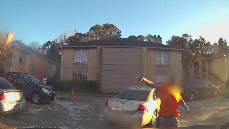 Houston-area couple's dash cam captures hit-and-run, tense gun encounter Houston-area couple's dash cam captures hit-and-run, tense gun encounter
