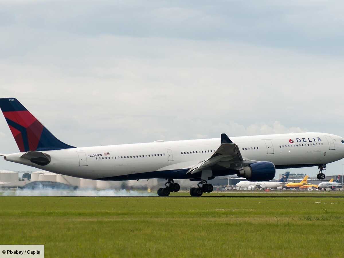 Crash à l’atterrissage : un avion de Delta Airlines se retourne sur la ...