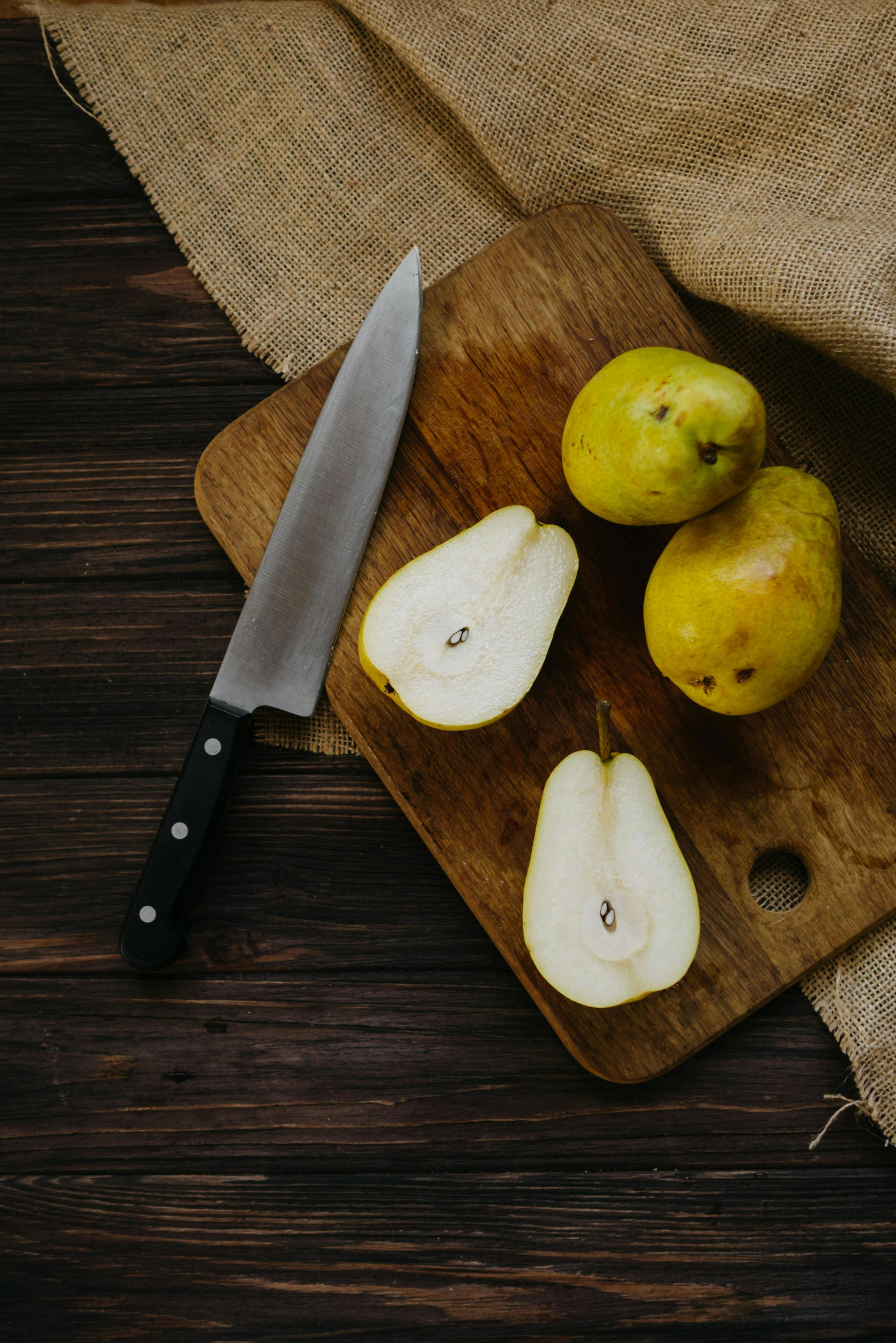 6 health benefits of eating pears