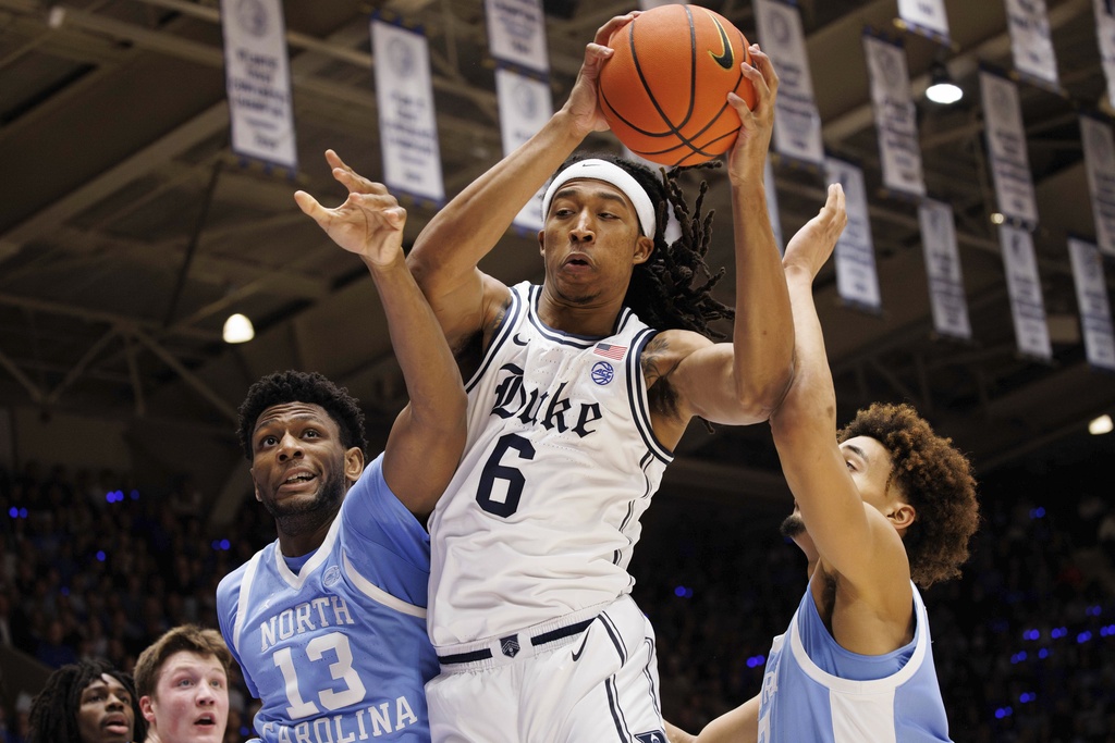 Duke forward Maliq Brown dislocates his shoulder in win over Virginia