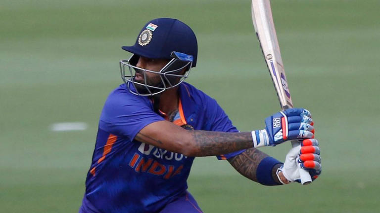 Suryakumar Yadav vs Salman Ali Agha: Who has the better record after 33 ODIs?