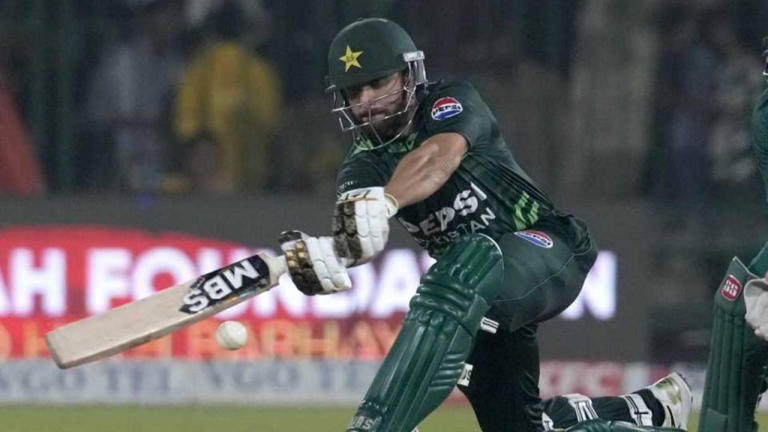 Suryakumar Yadav vs Salman Ali Agha: Who has the better record after 33 ODIs?