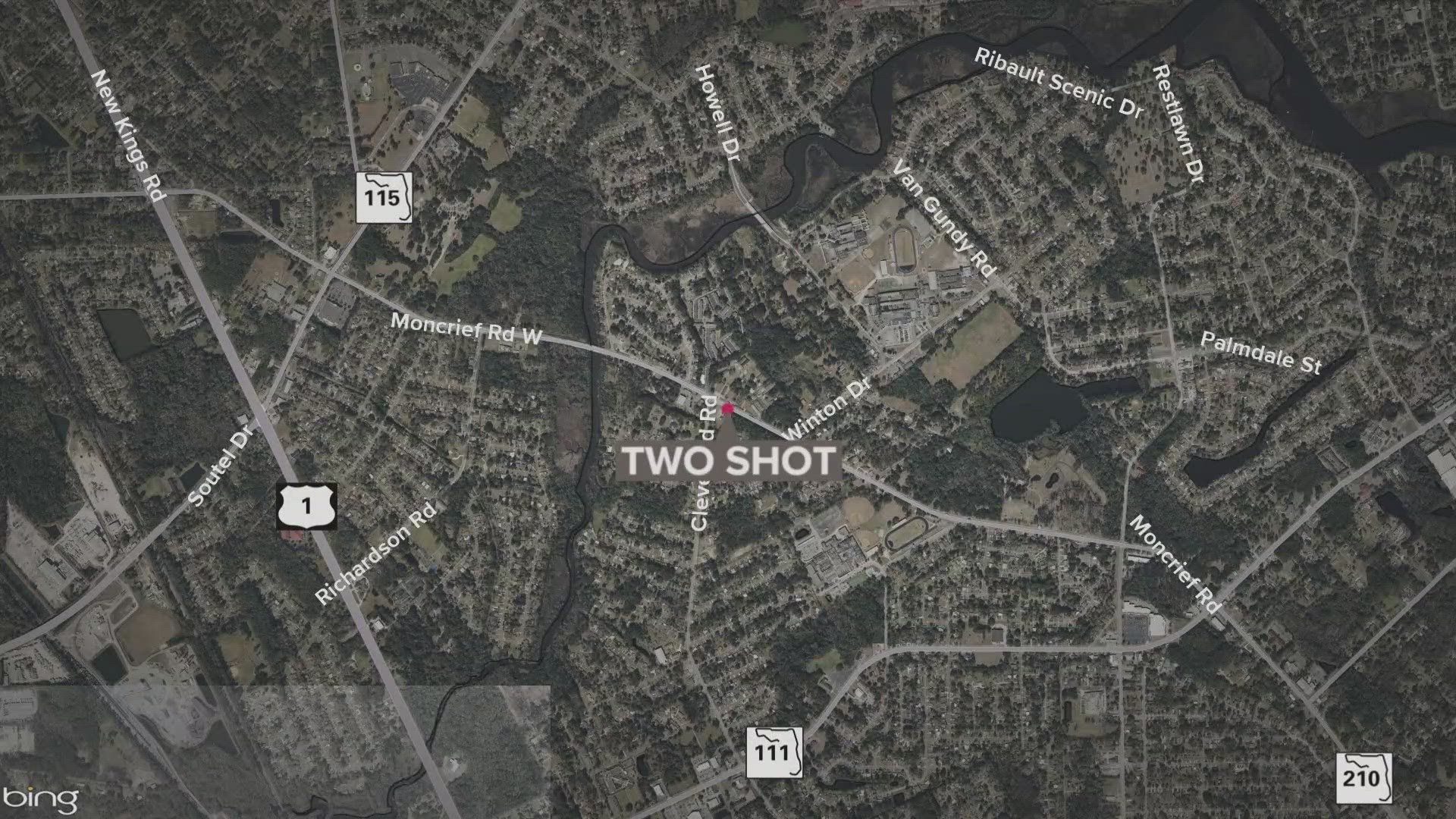 2 men hospitalized after shooting inside car on Moncrief Road