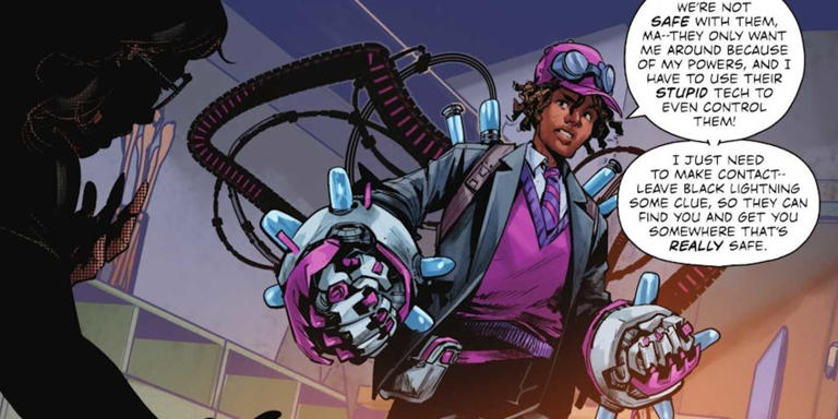 Is It Just Me or Is Black Lightning Putting Together DC's Newest ...