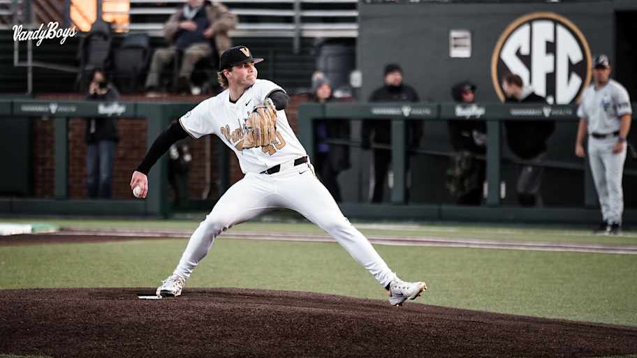 Cold Opening Day in Nashville, No. 15 Vanderbilt Baseball Freezes Air ...