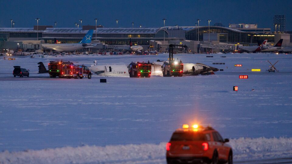 Toronto plane crash: CCTV footage captures jet bursting into flames ...