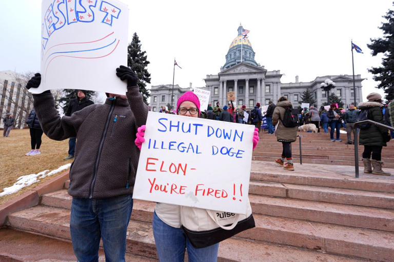 Protestors rally at Colorado Capitol against Trump’s policies, Elon Musk