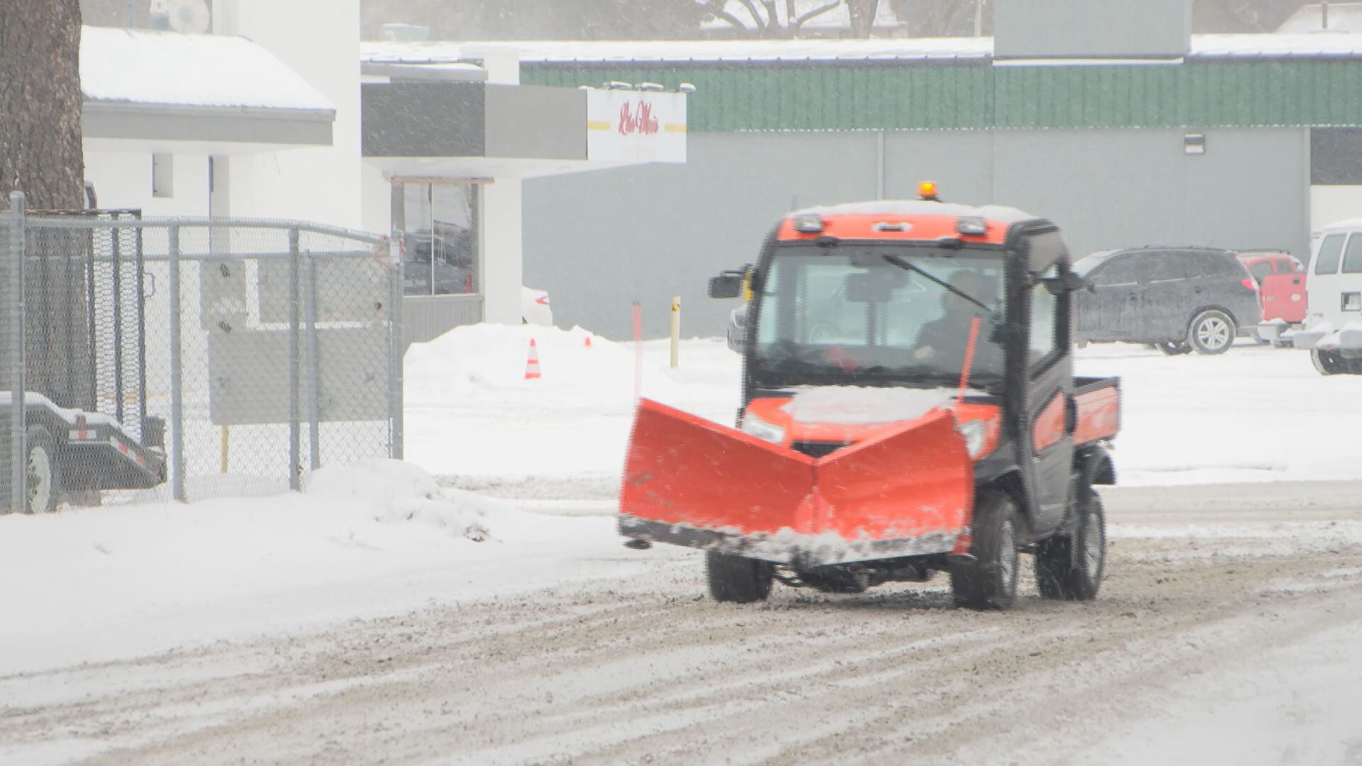 City of Lincoln declares snow emergency, issues parking bans