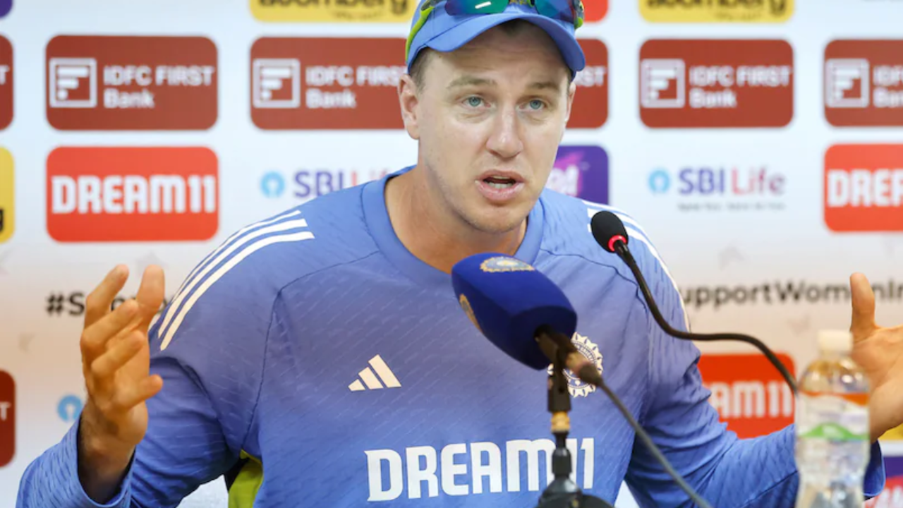 Morne Morkel's Father Passes Away; Leaves Team India Camp In Dubai ...