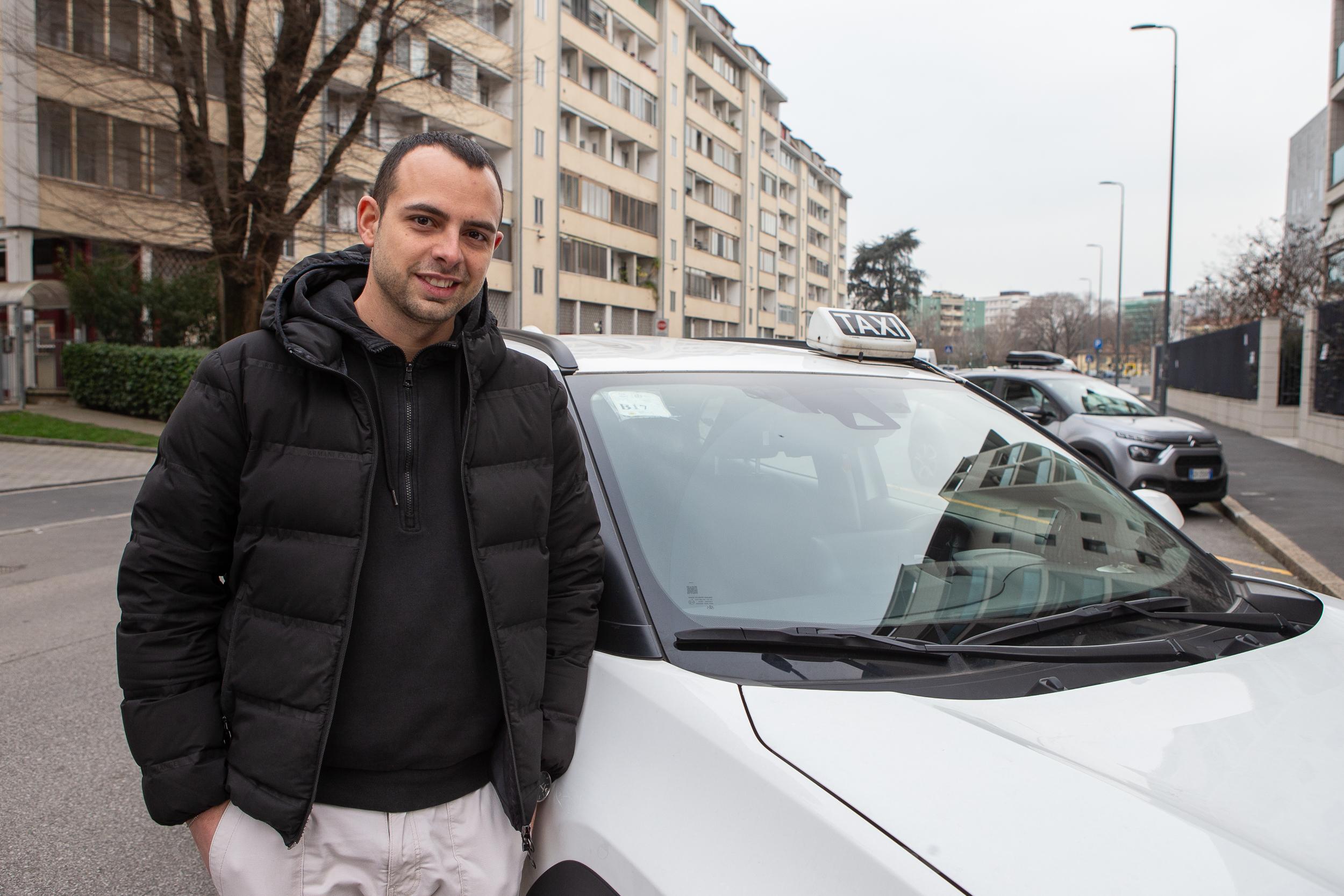 Marco Maffei, tassista da 30 su 30: l’esame, la licenza e i clienti ...