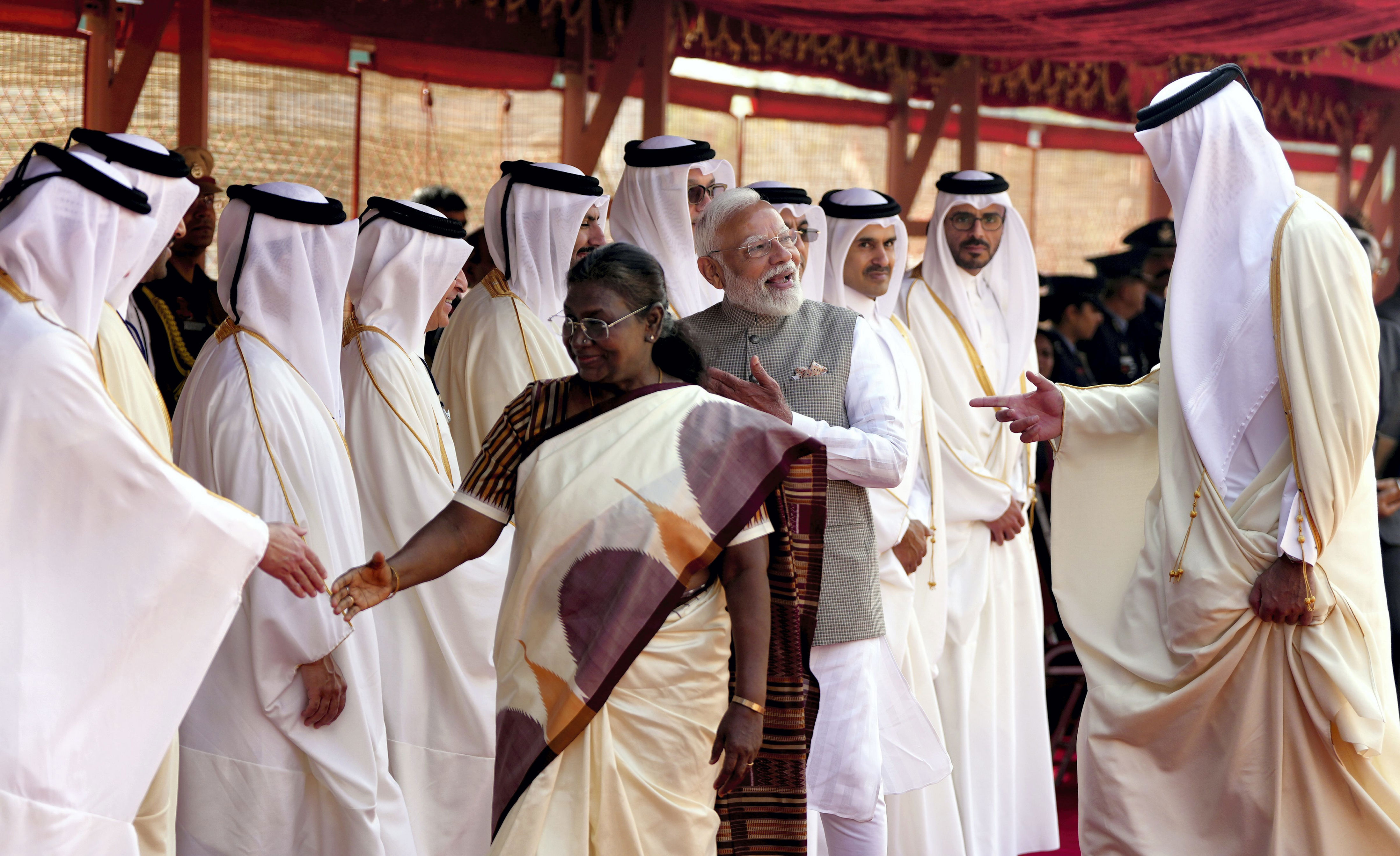 PM Modi welcomes Amir of Qatar at Hyderabad House