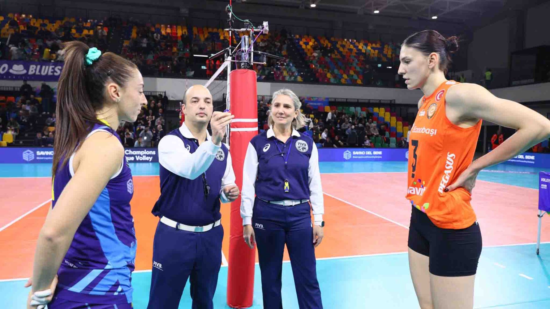 La giocatrice più pagata del mondo sbarca a Milano e sfida Paola Egonu ...