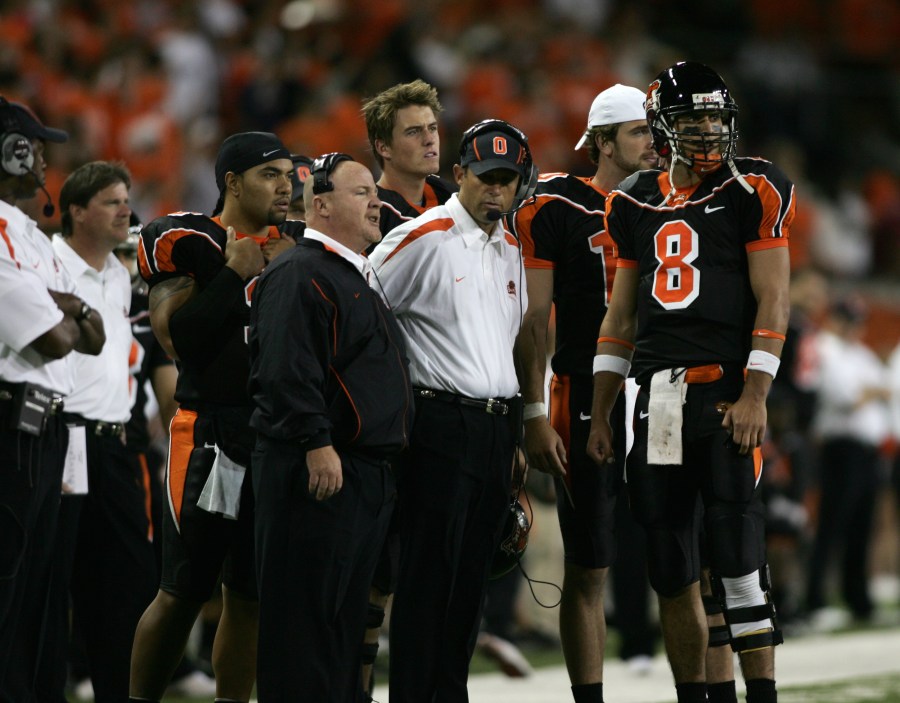 Oregon State hires Mike Cavanaugh as new offensive line coach