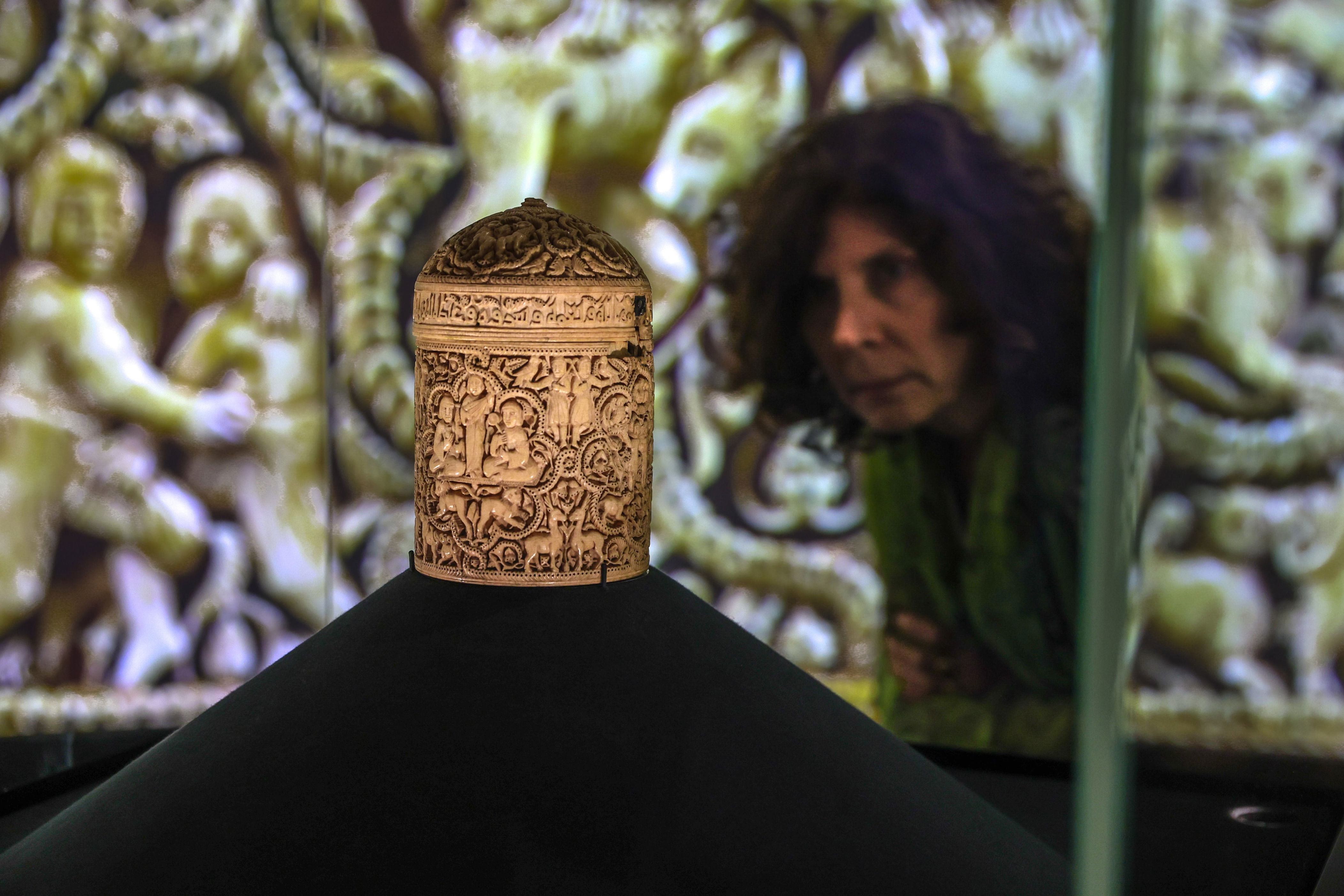 Pyxis of Al-Mughira: On loan to Louvre Abu Dhabi, the 10th century ...