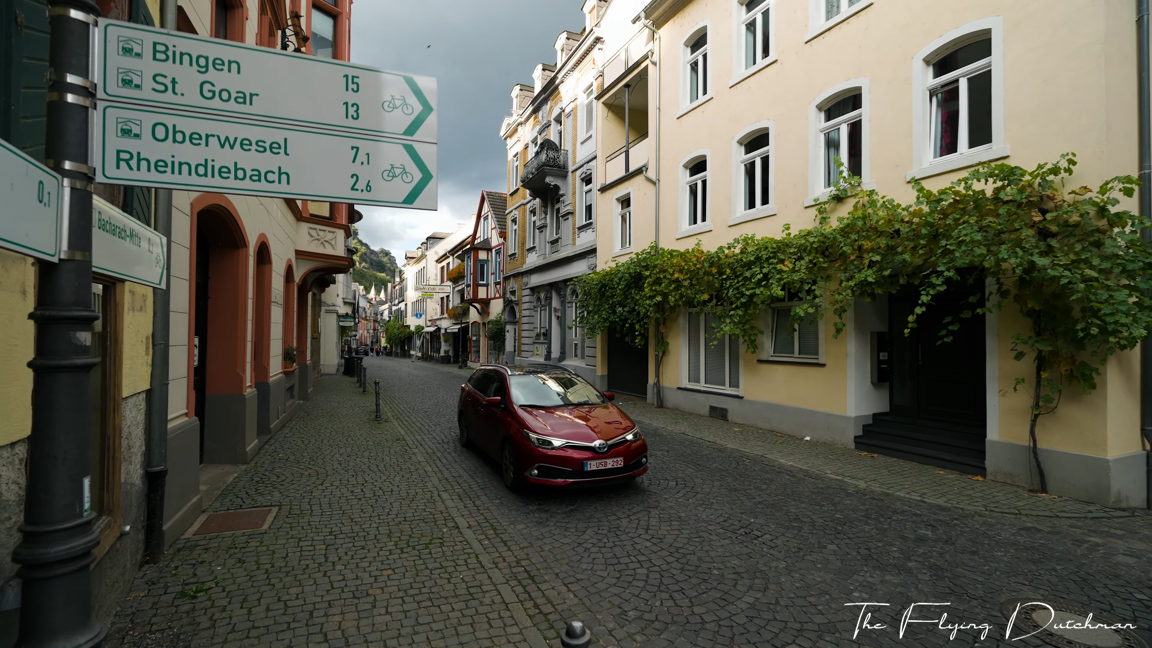 Descubre Bacharach Alemania: Pueblo Medieval Junto al Río Rin y Viñedos ...