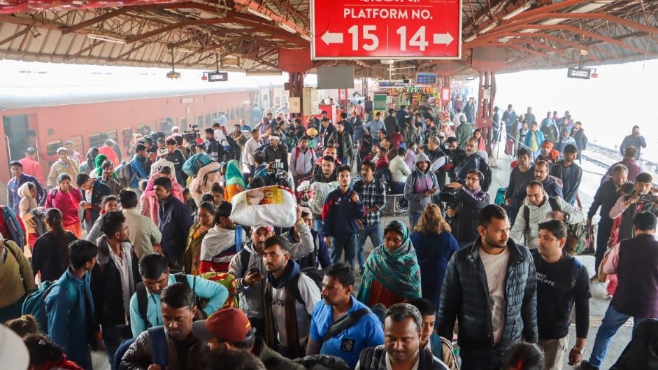 Railways to establish 'Holding Areas' at 60 high-footfall stations