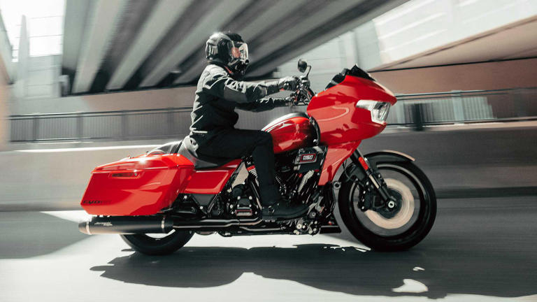 10 New Baggers That Turn Heads In 2025