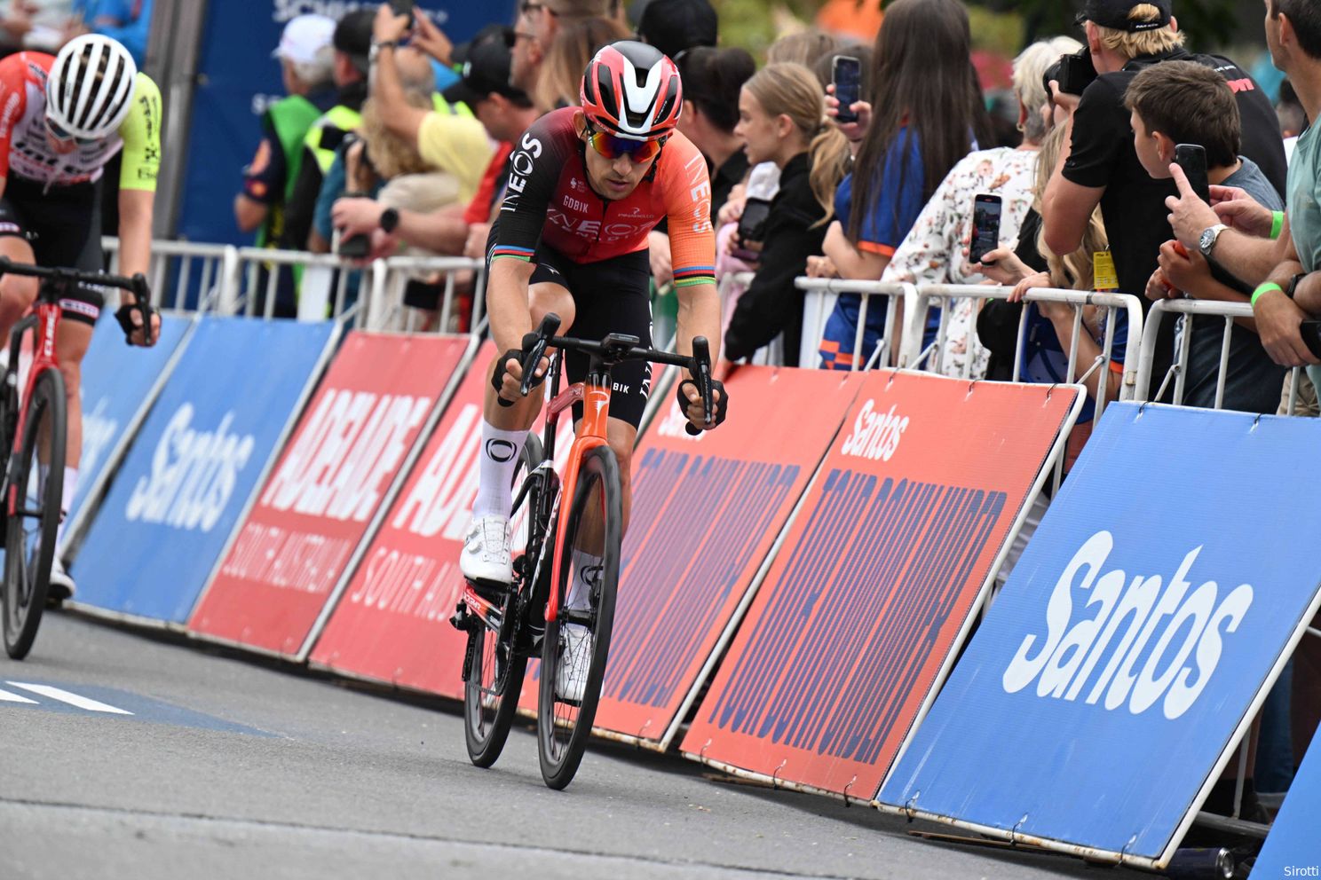 Why an emotional Kwiatkowski dedicated his victory on Spanish Gravel to ...