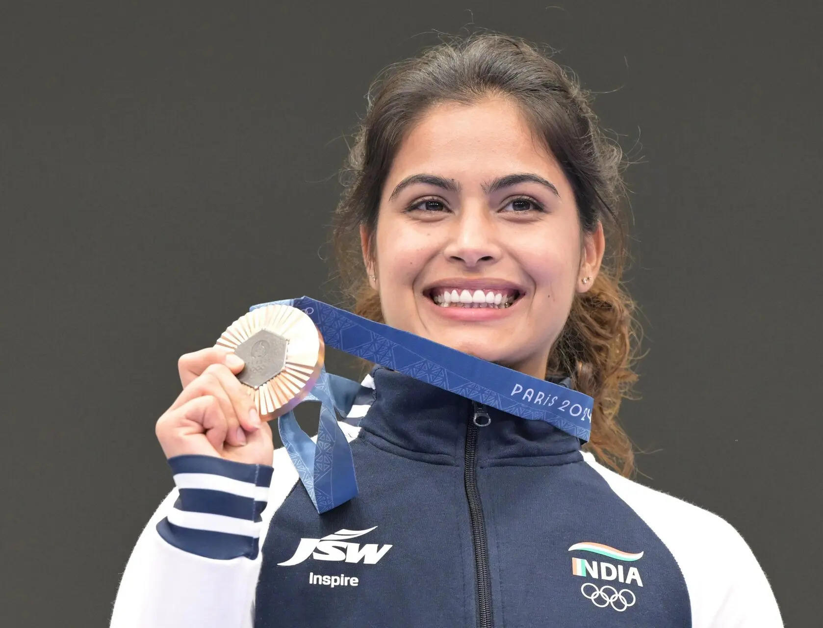 Double Olympic medallist Manu Bhaker breaks silence on coach Jaspal ...
