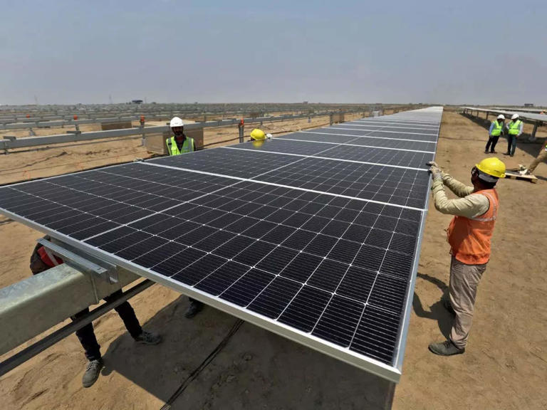 Reliance Group to enter RE manufacturing space with solar, battery plants
