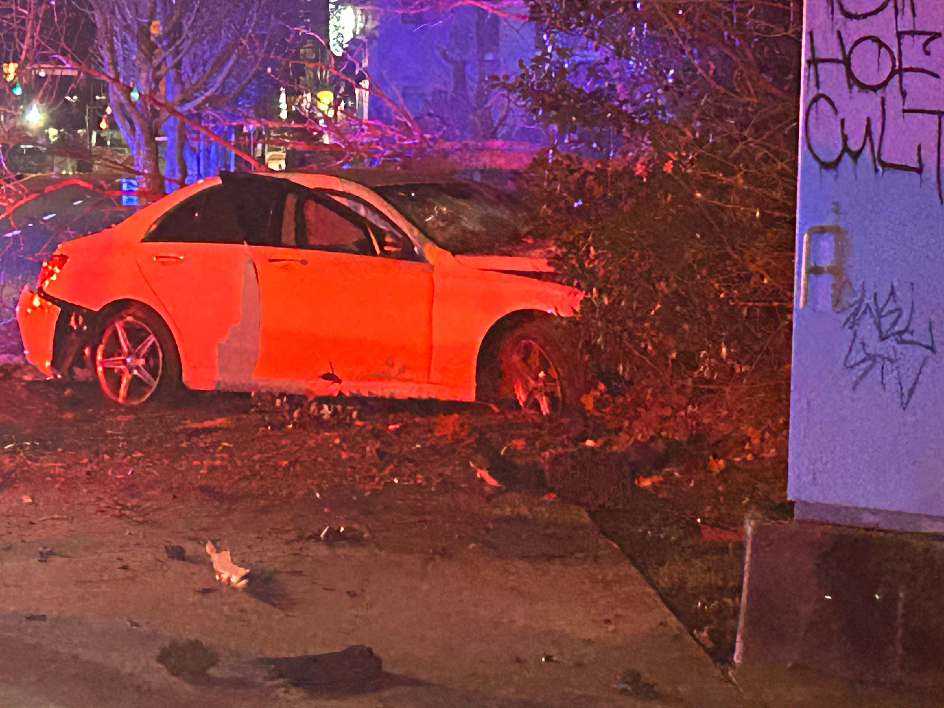 4 juveniles crash mother’s car into tree on a ‘joyride,’ Atlanta police say