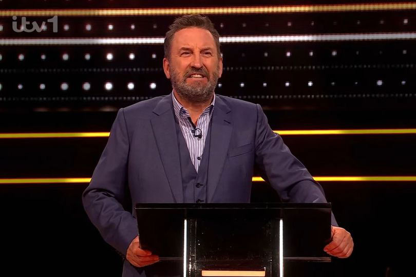 ITV The 1% Club's Lee Mack stunned as 14 contestants drop out on ... ITV The 1% Club's Lee Mack stunned as 14 contestants drop out on ...