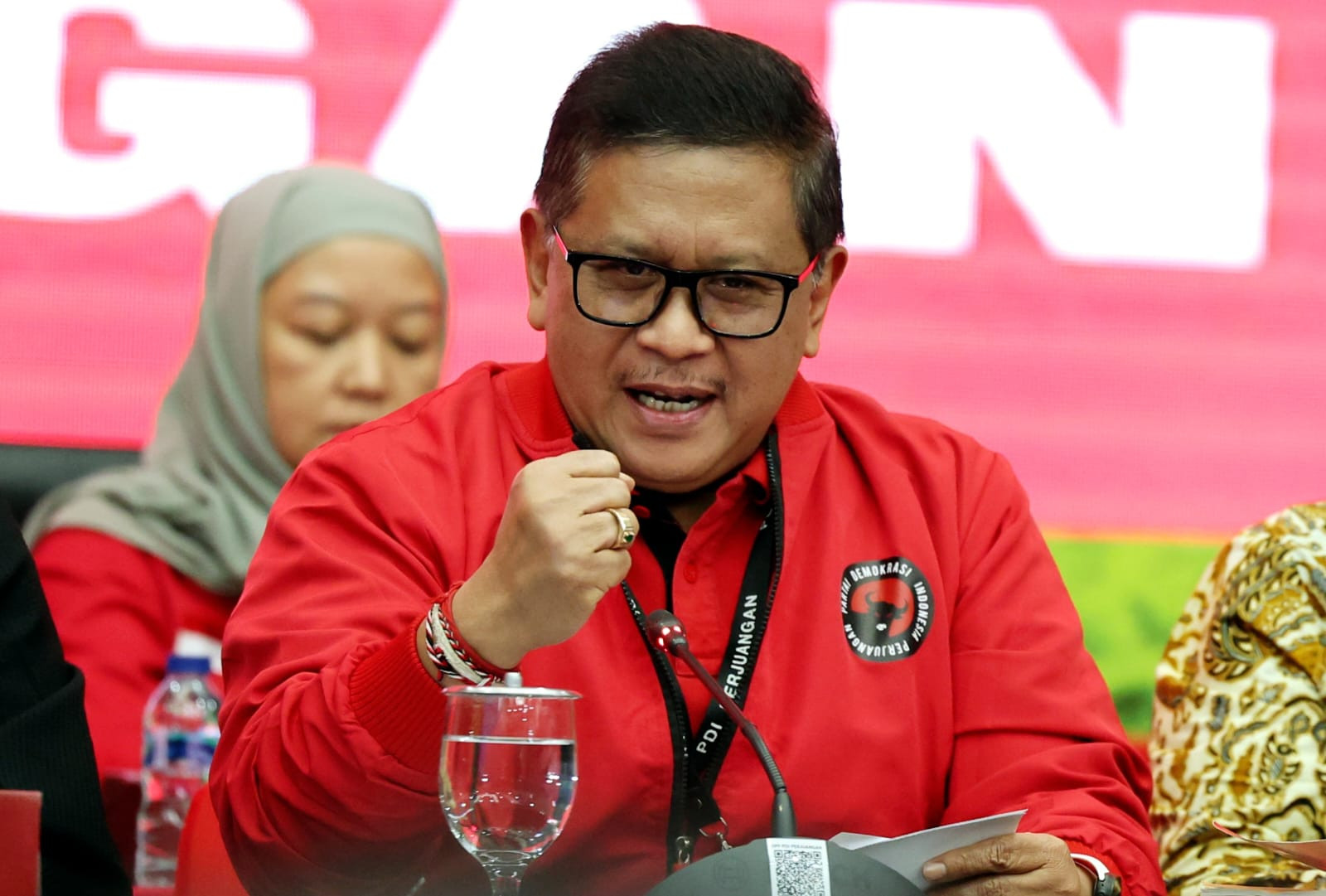 Tim Hukum PDIP Adukan Rossa Purbo ke Dewas KPK, Hasto: Kami Bukan Melawan