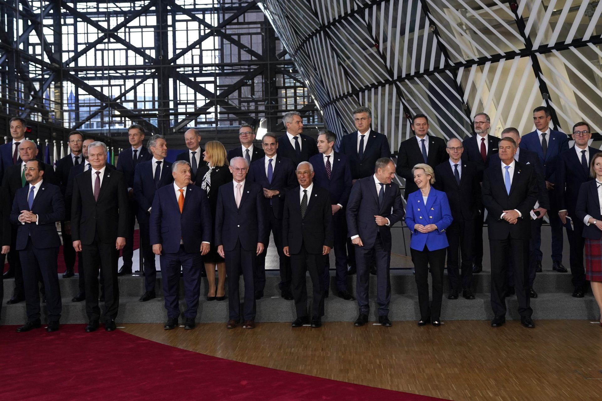 UK leader claims historic ‘bridge’ role between EU and US