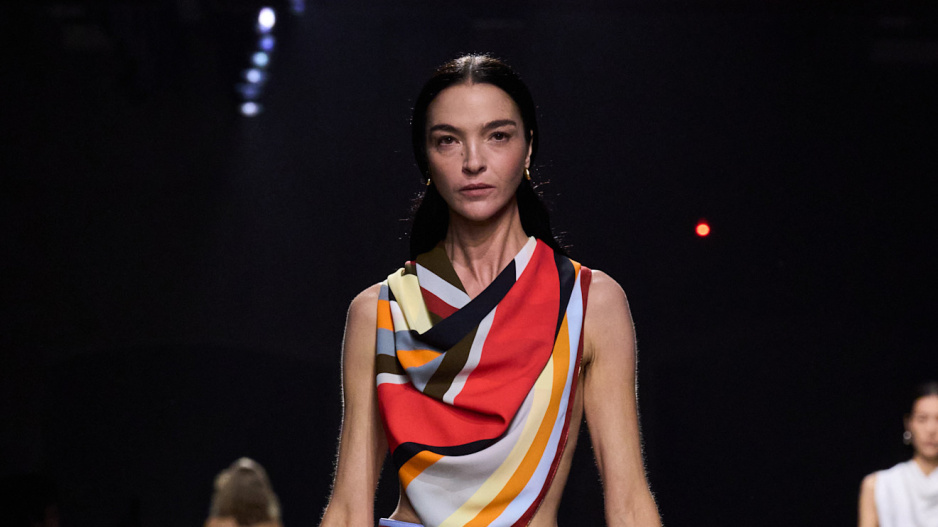 Stripes aplenty: 5 způsobů jak vrstvit proužky a neztratit se v nich