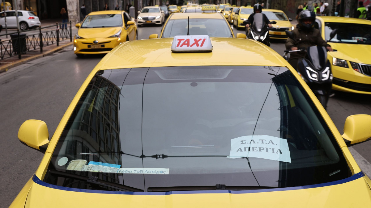 Χωρίς ταξί αύριο Μεγάλη Τρίτη η Αττική - Ανεστάλη η σημερινή απεργία ...