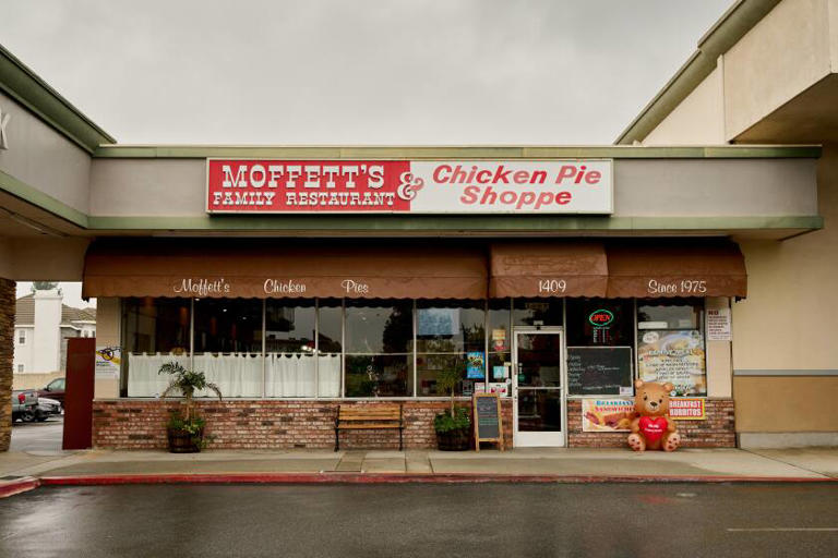Looking for comfort-food nirvana at this 50-year-old chicken pot pie shop