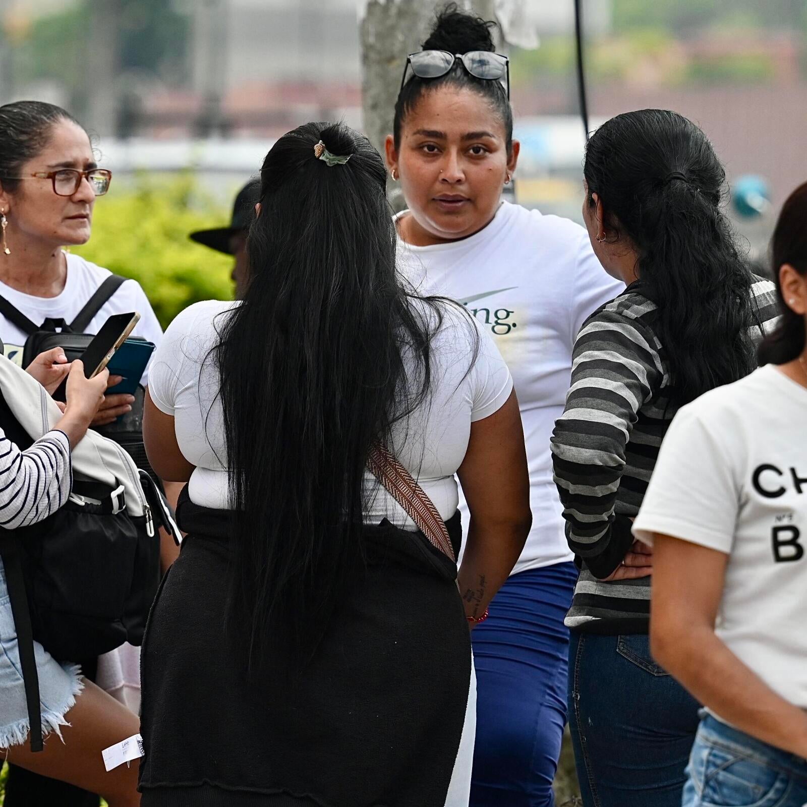 14 killed in narco gang clashes as police warn of "reprisals"