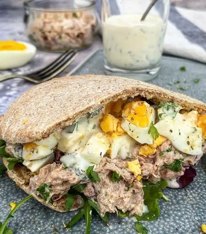 Build-Your-Own Tuna Salad Pitas with Creamy Herb Dressing – Simple and ...