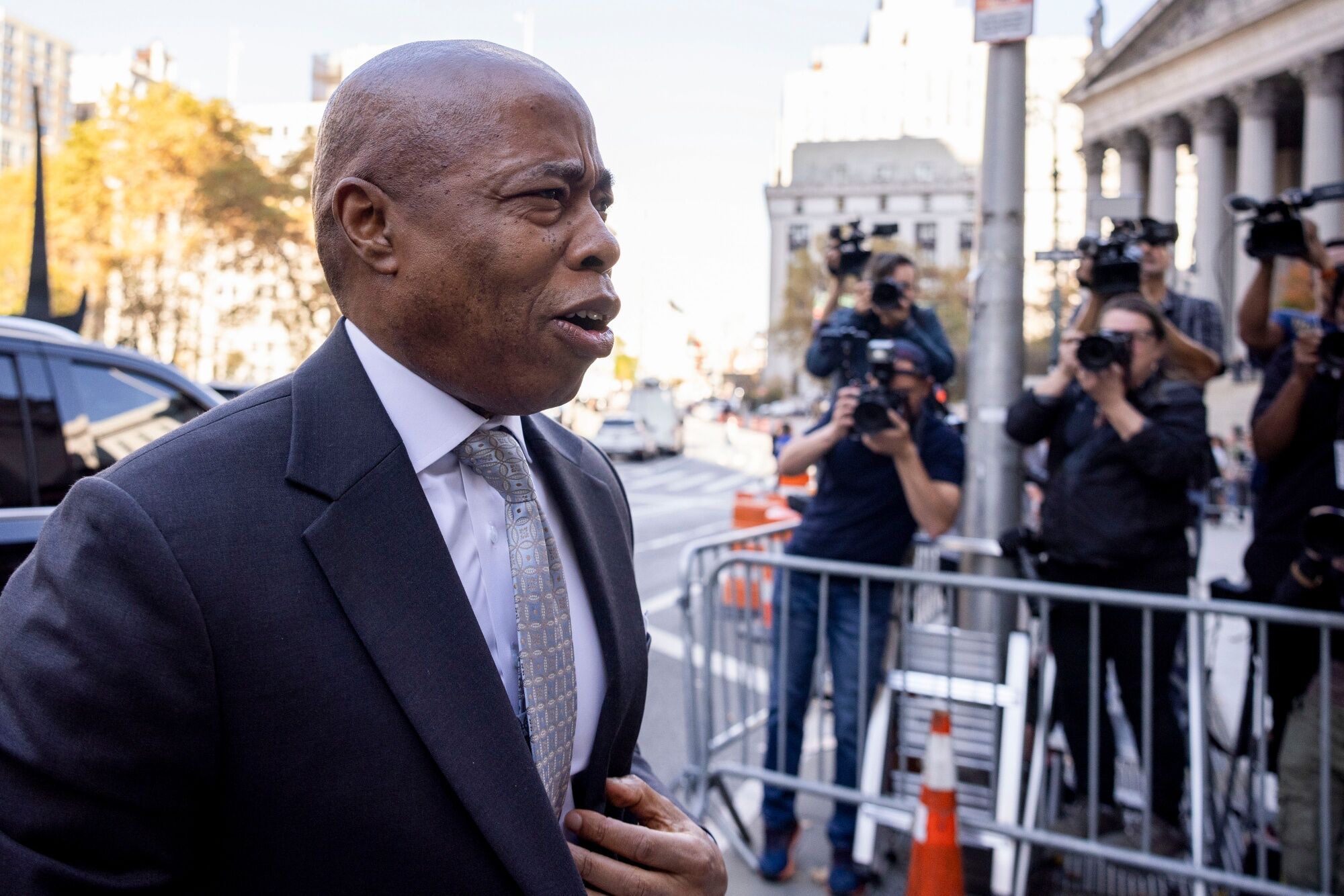 NYC Mayor Risks Being Ousted as Hochul Meets With Democrats