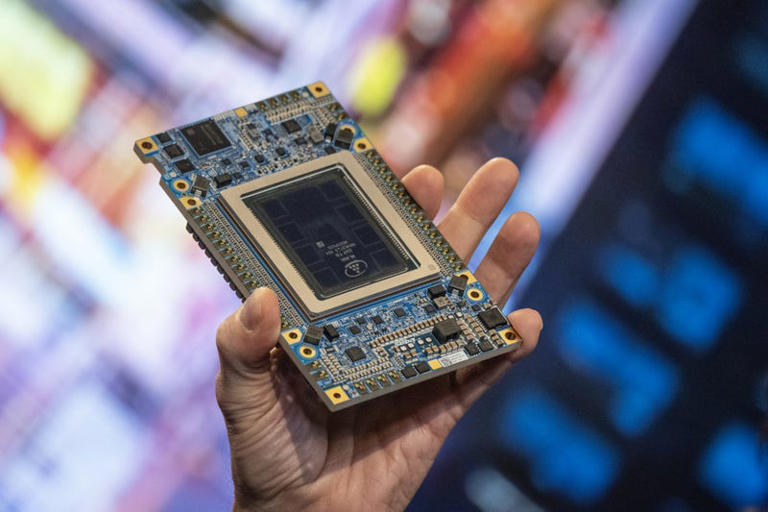 Intel stock surges 10% because TSMC and Broadcom both might buy a piece ... Intel stock surges 10% because TSMC and Broadcom both might buy a piece ...