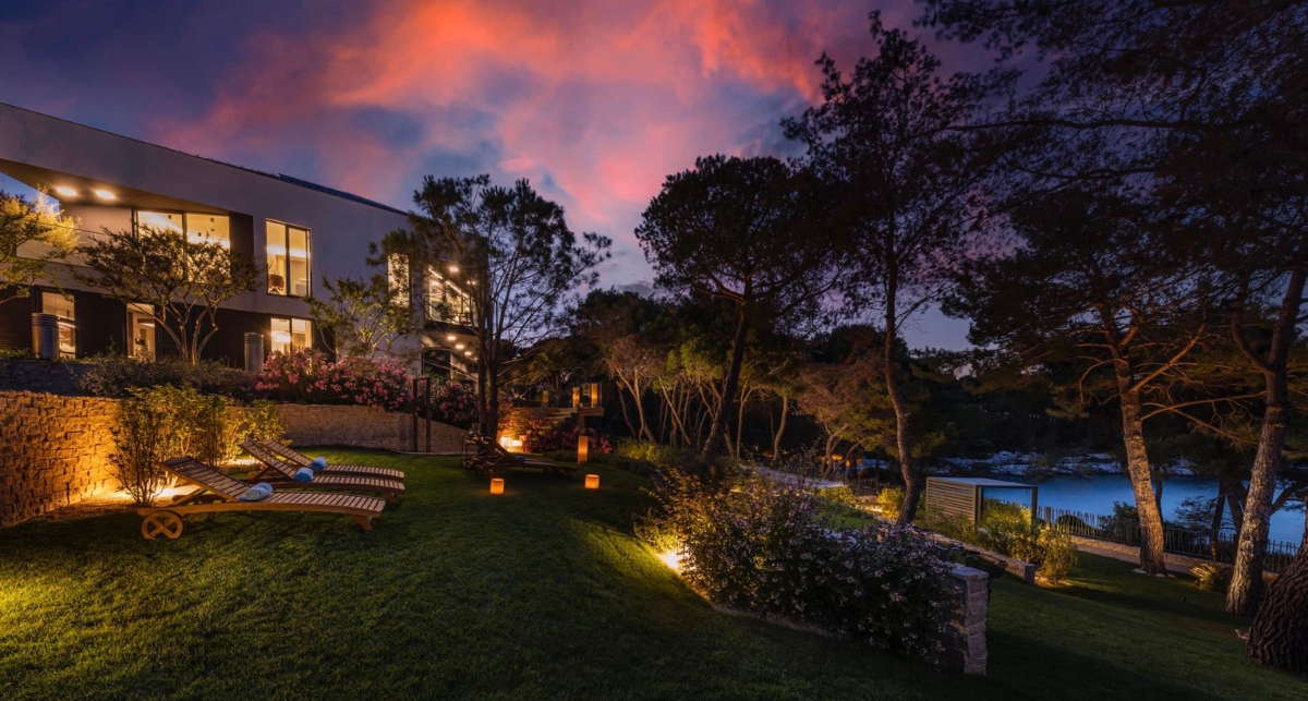 3 Luxury Vacation Home Rental Agencies That Will Elevate Your Family ...