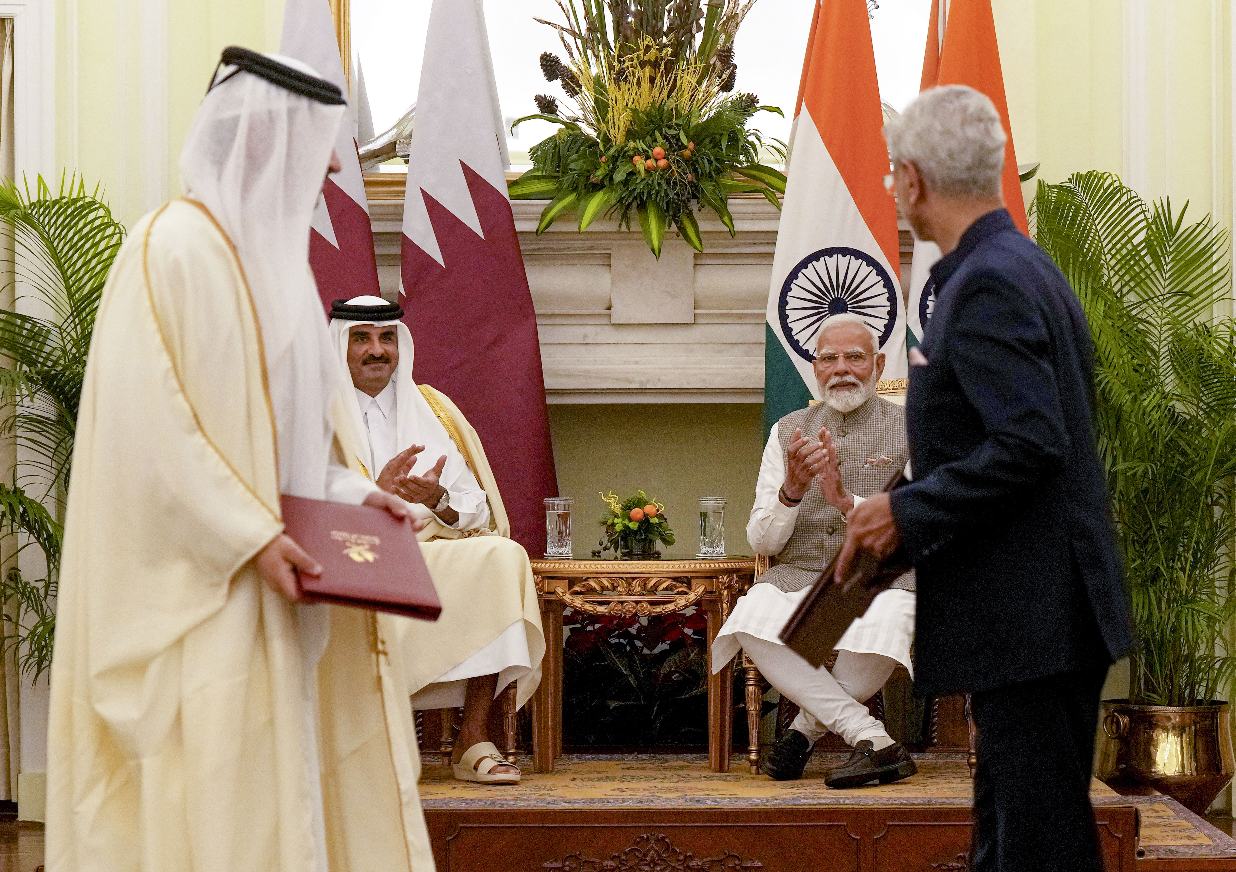 PM Modi, Amir of Qatar hold talks, decide to elevate India-Qatar ties ...
