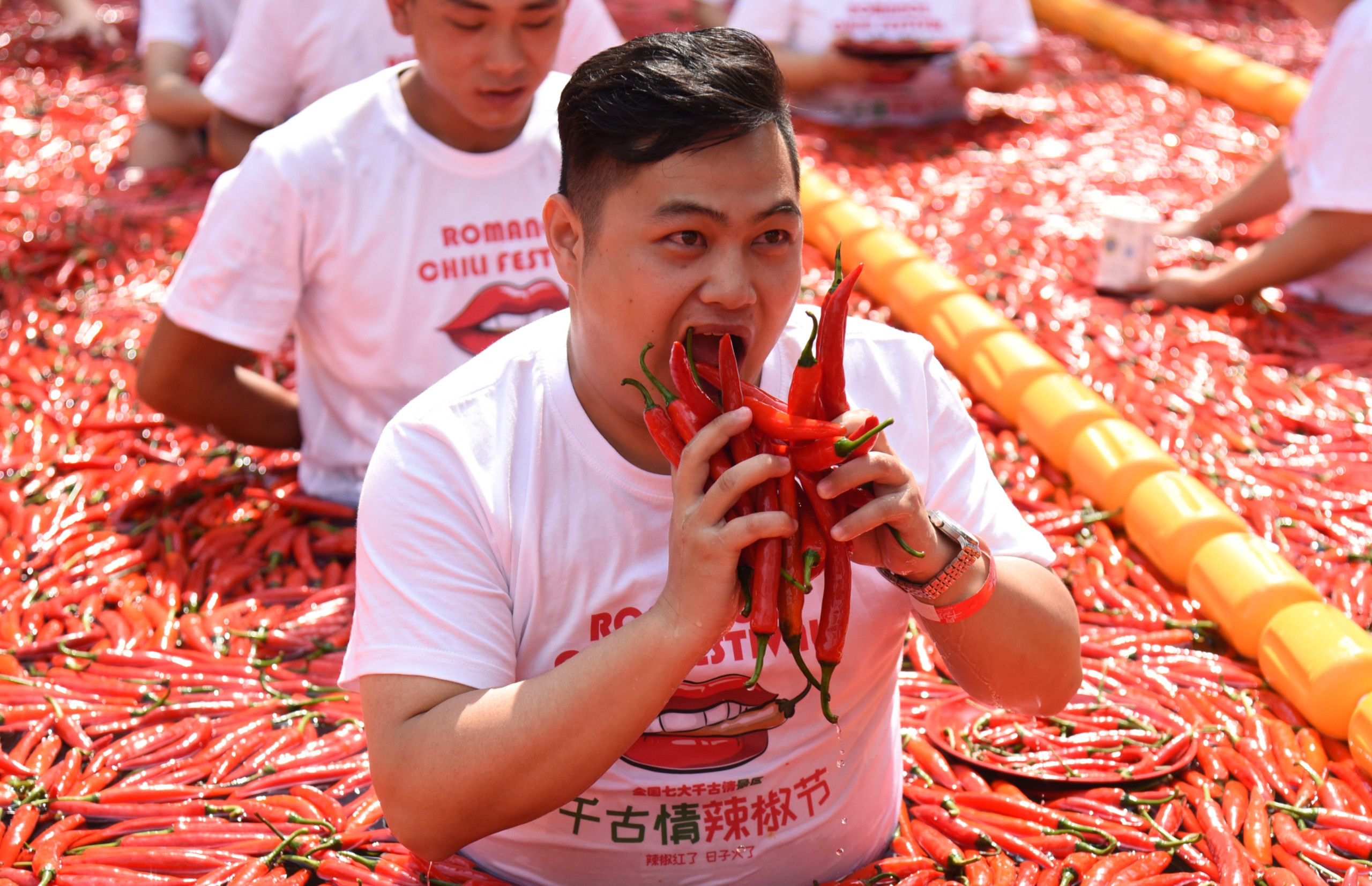 What happens to your body when you eat spicy foods?