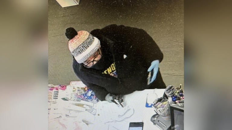 Police still seek suspect in string of robberies in Henrico, Chesterfield