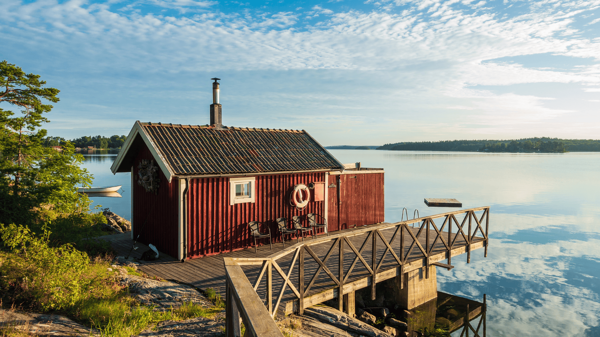 Cette autrice marseillaise installée en Suède mélange les genres des ...